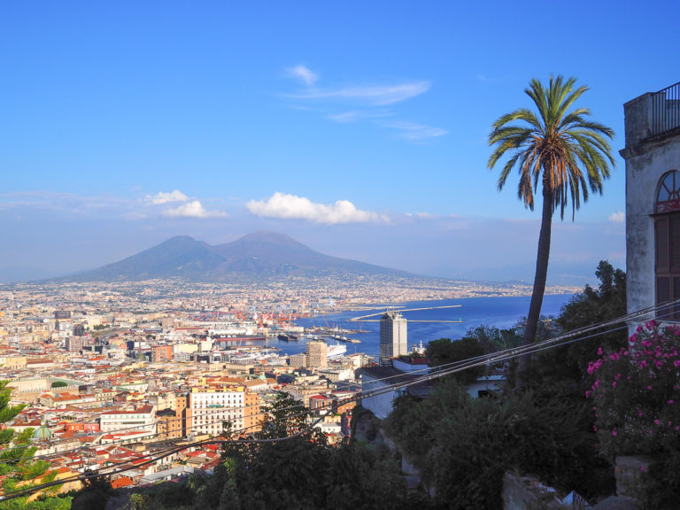 Things to Do in Naples Italy: must-sees + day trips - Map & Family