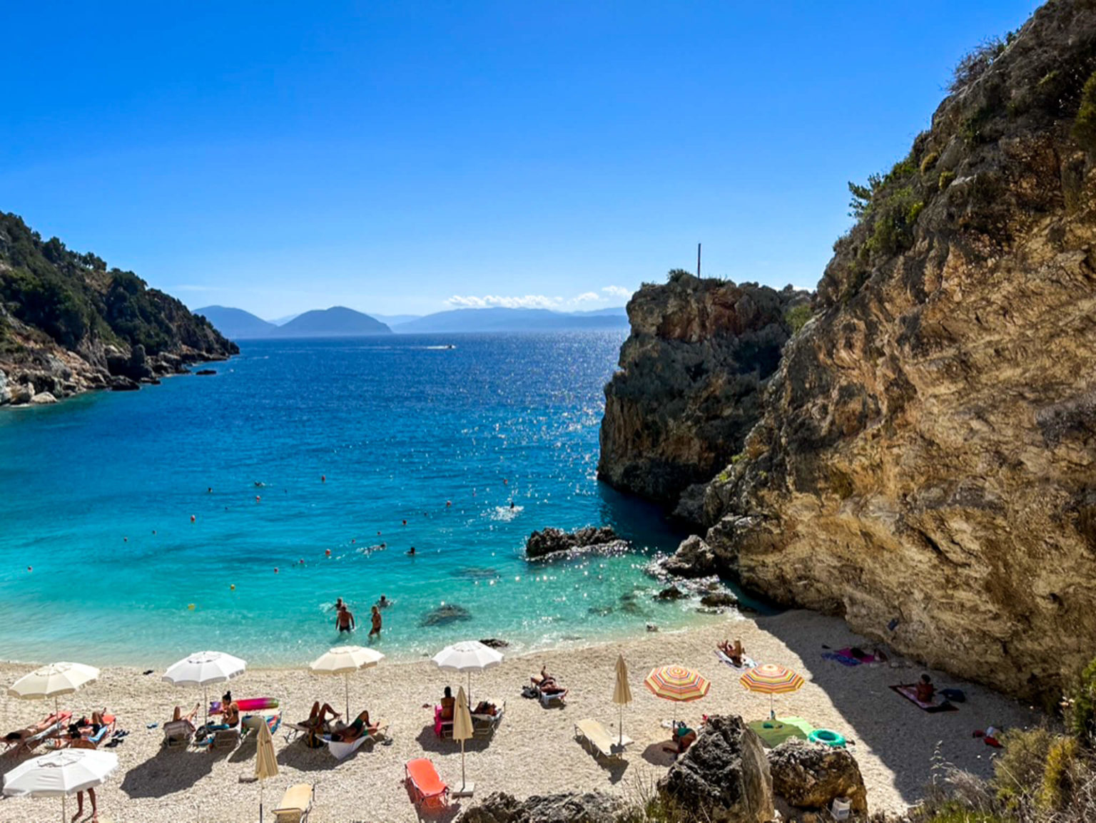 Vasiliki Lefkada: things to do and where to stay - Map & Family