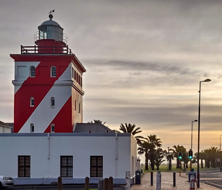 Sea Point, Cape Town: things to do, where to stay - Map & Family