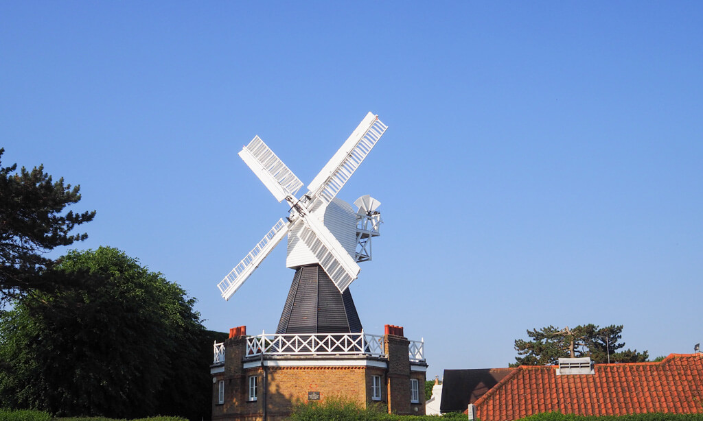 What's it like to Live in Wimbledon? Area guide 2025 - Map & Family