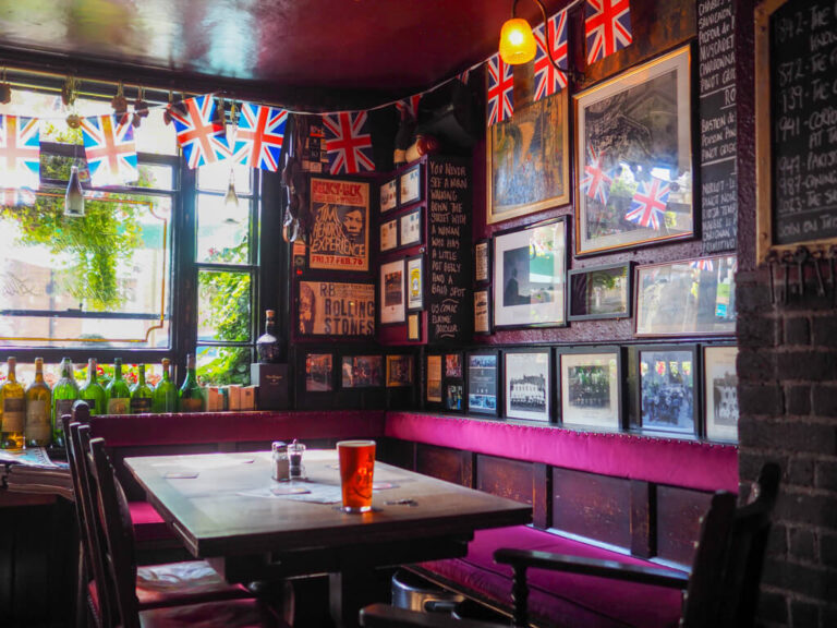 The Best Historic Old Pubs in Windsor and Eton: 2025 - Map & Family