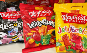 101 Best British Snacks that make Great Souvenirs - Map & Family